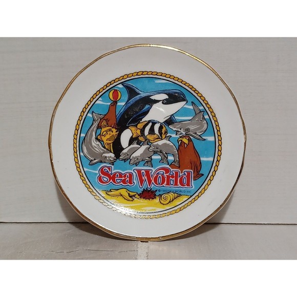 Other | Vintage 1982 Sea World 3 Collectible Souvenir Plate | Poshmark